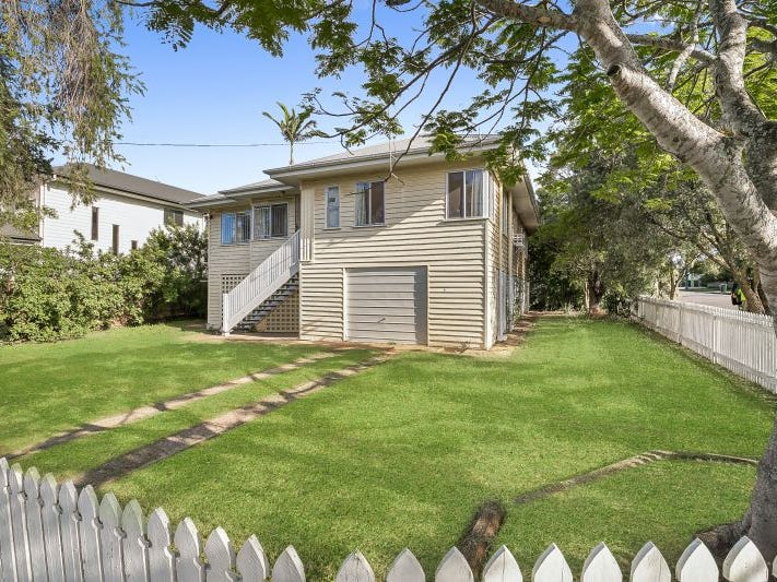 1 Collins Street, Corinda, Qld 4075 - Property Details