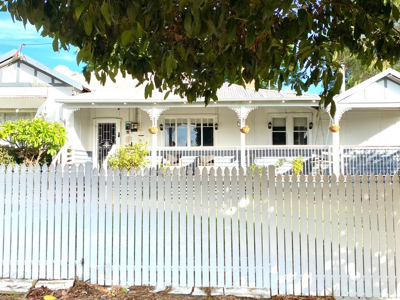 11 Parnell Street, Waroona, WA 6215 - Property Details