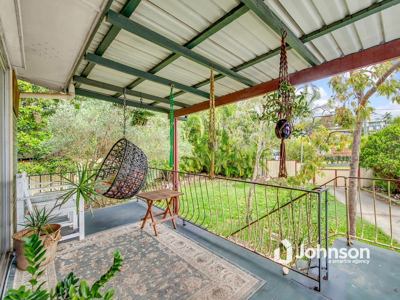 63 Banoon Drive, Wynnum, Qld 4178 - Property Details