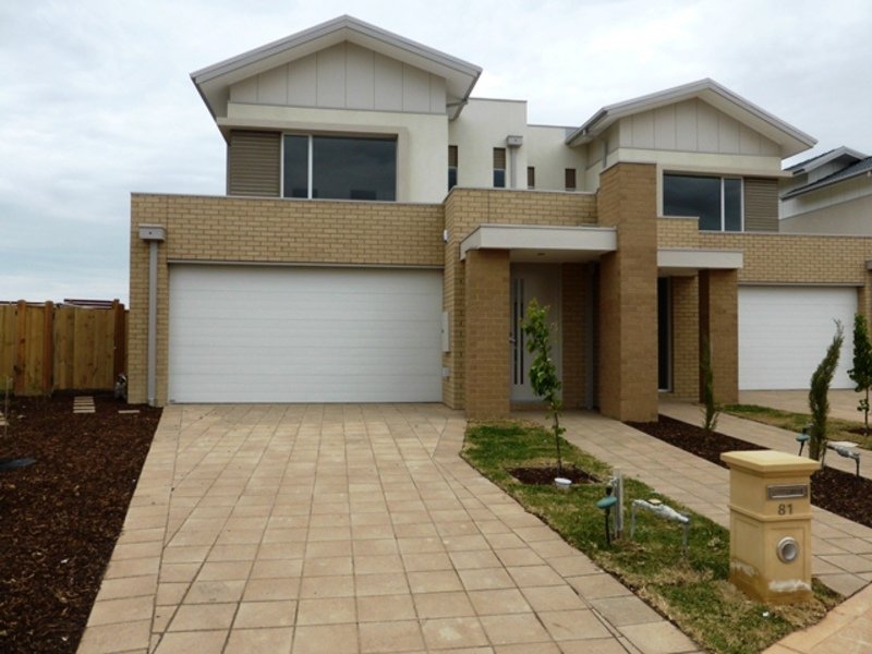 81 Broadbeach Circuit, Point Cook, VIC 3030 - realestate.com.au