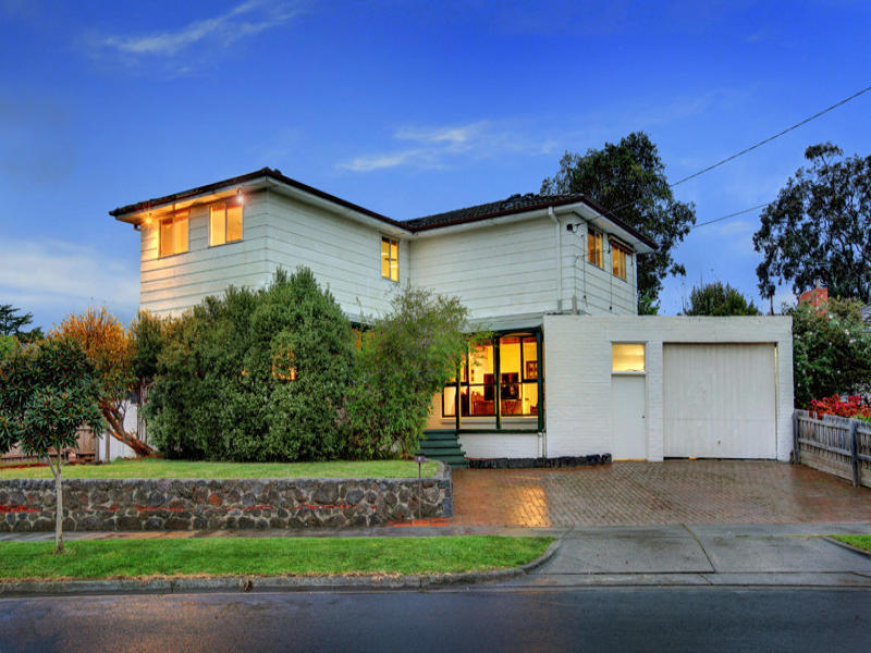 18 Basingstoke Road, Mitcham, VIC 3132 - realestate.com.au