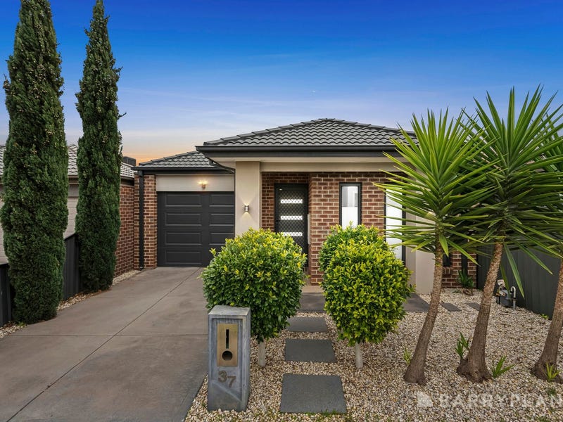 37 Agate Drive, Tarneit, Vic 3029 - Property Details