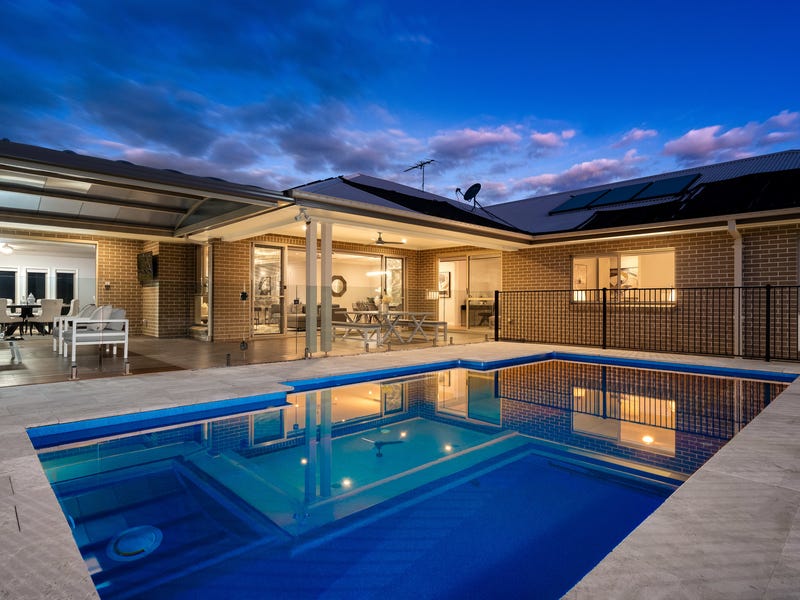 16 Medinah Avenue, Luddenham, NSW 2745 - Property Details