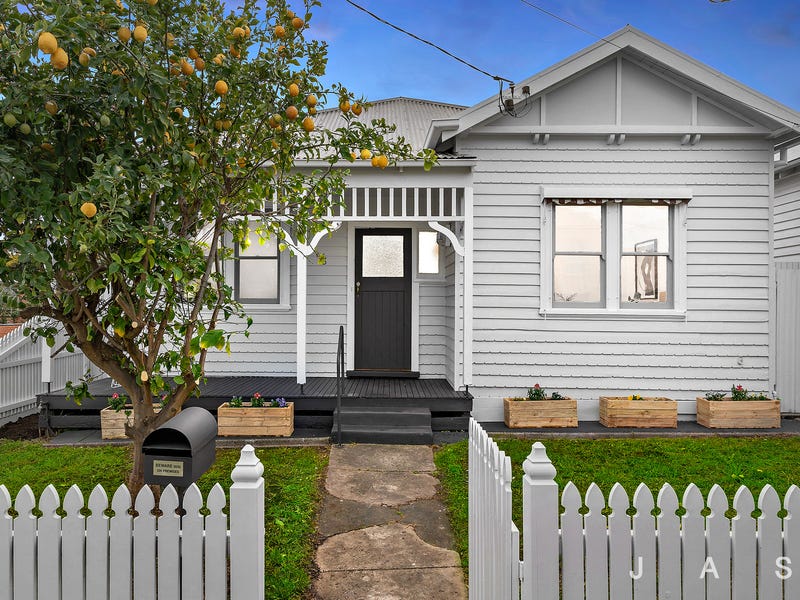 8 Johnson Street, Footscray, Vic 3011 - Property Details