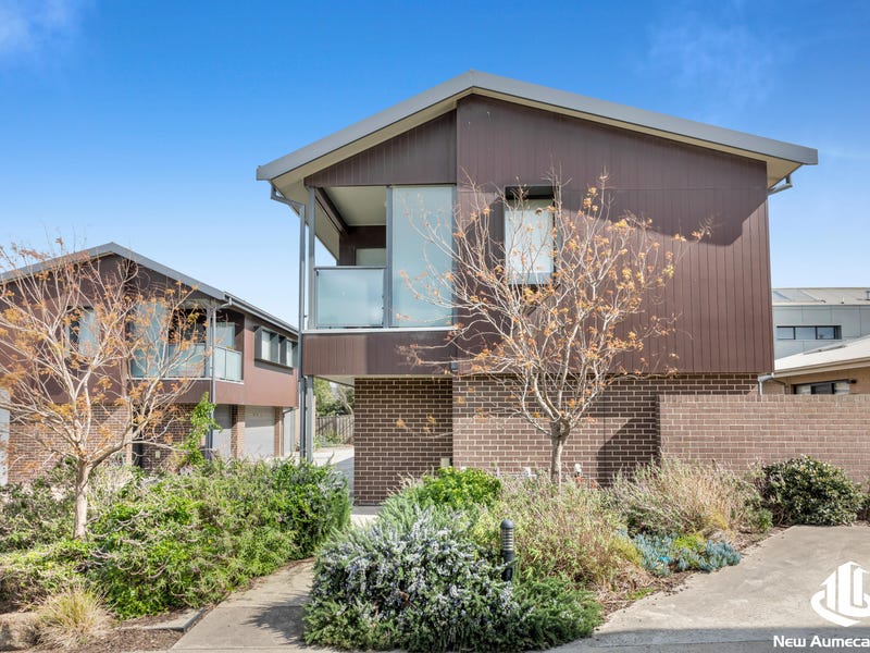 unit 4/9 Water Fern Grove, Greenvale, Vic 3059 - Property Details