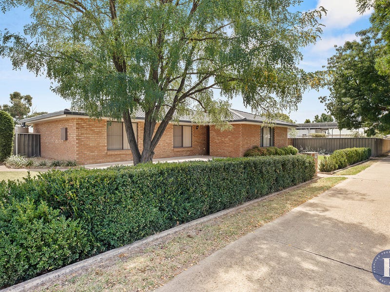 9 Dry Street, Boorowa, NSW 2586 - Property Details
