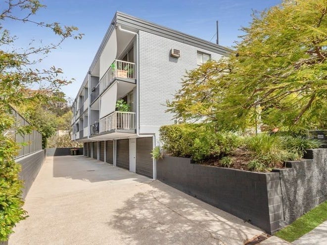 2/32 Garrick Terrace, Herston, Qld 4006 - Property Details