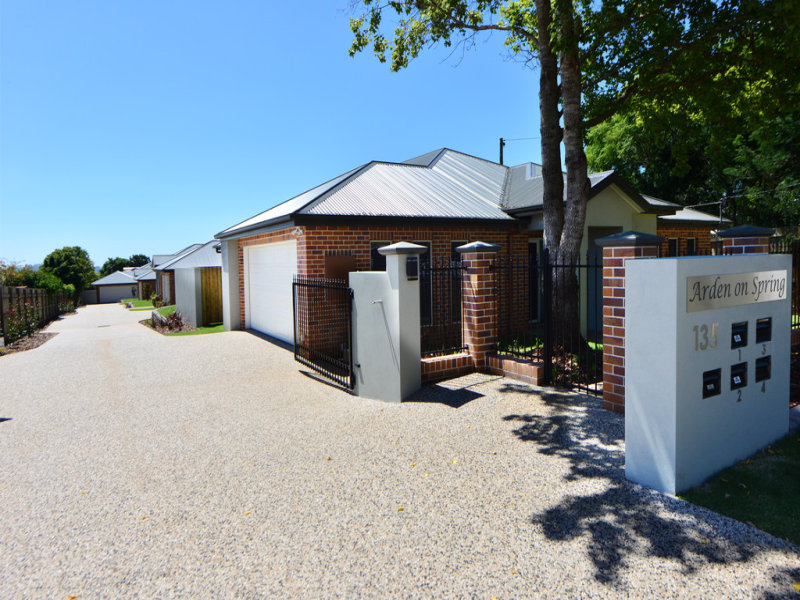 4/135 Spring Street, Middle Ridge, QLD 4350 - realestate.com.au