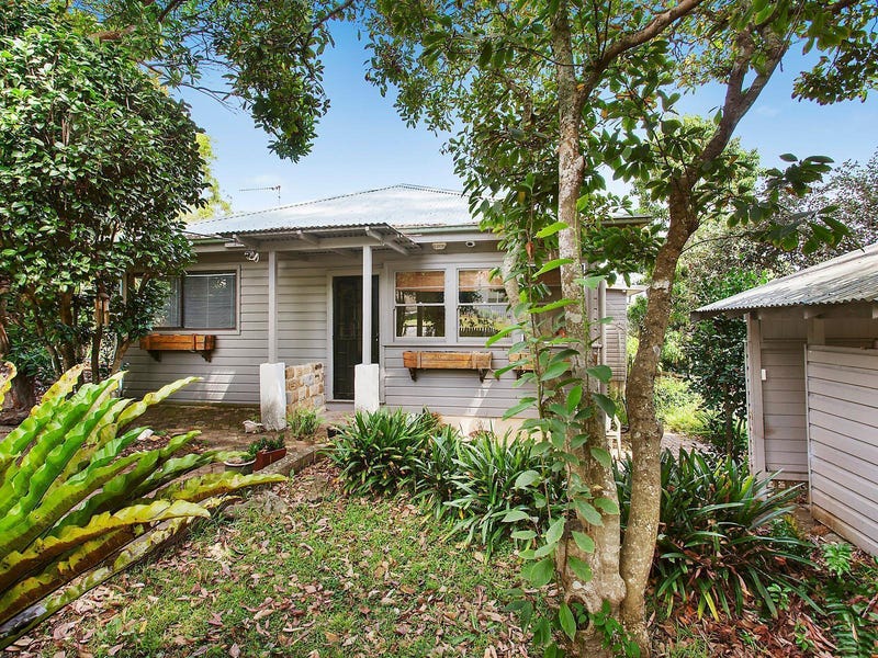 1 Kinarra Avenue, Wyoming, NSW 2250 - Property Details