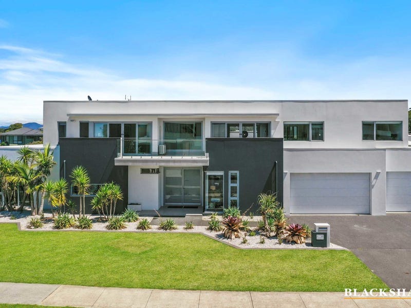 10 Beachside Boulevard, Tomakin, NSW 2537 - Property Details