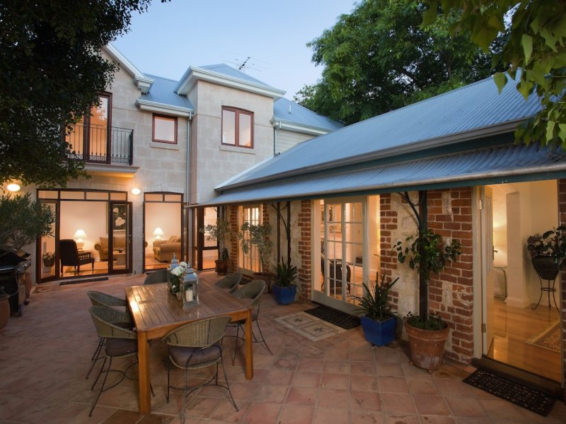 2A Ord Street, Fremantle, WA 6160 - Property Details