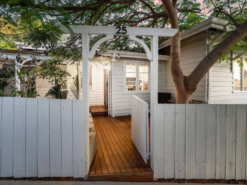 Real Estate & Property for Sale in White Gum Valley, WA 6162 ...