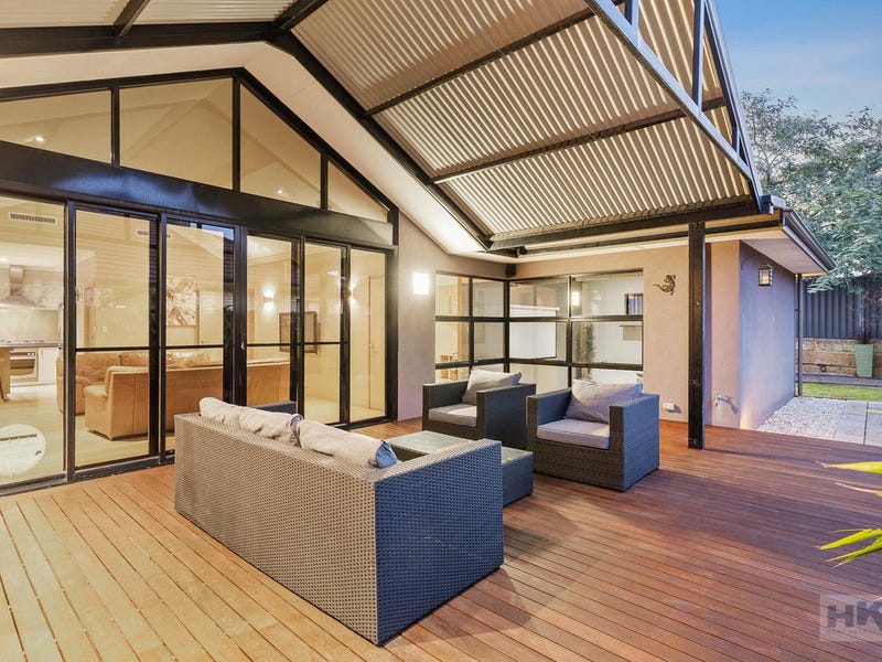 15 Wexcombe Way, Aveley, WA 6069 - realestate.com.au