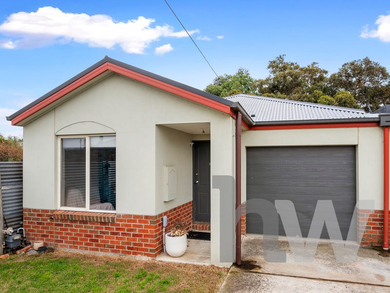 2/40 Spencer Street, Sebastopol, Vic 3356 - Property Details