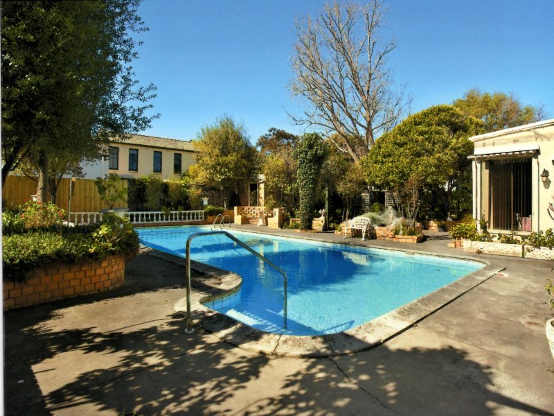 2 Albert Street, Brighton, VIC 3186 - realestate.com.au
