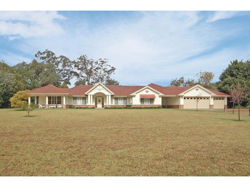 13 Halstead Place, Bomaderry, NSW 2541 - realestate.com.au