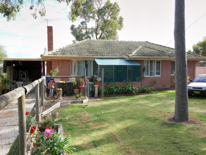 9 Caladenia Way, Koongamia, WA 6056 - Property Details