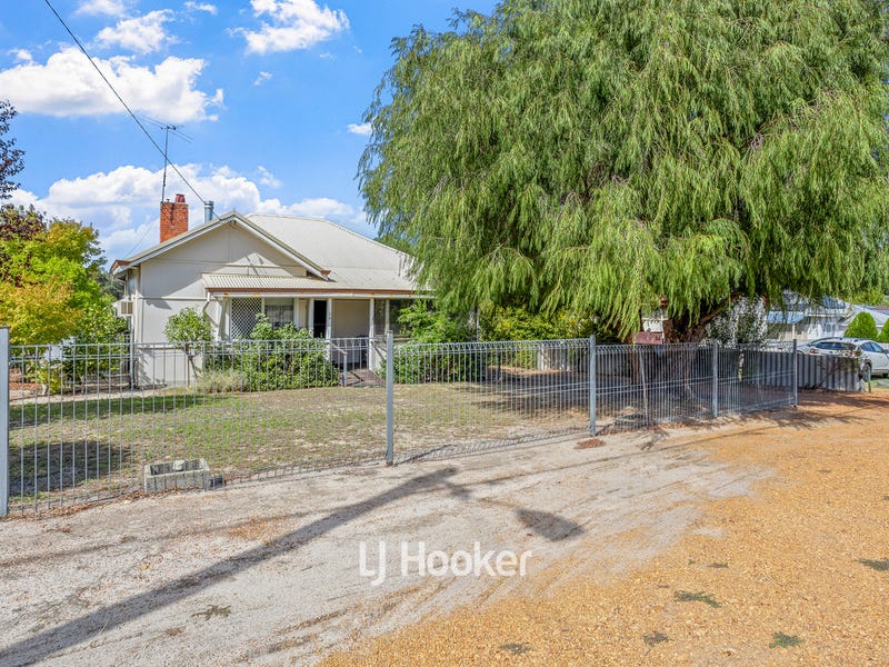 24 Moore Street, Collie, WA 6225 - Property Details