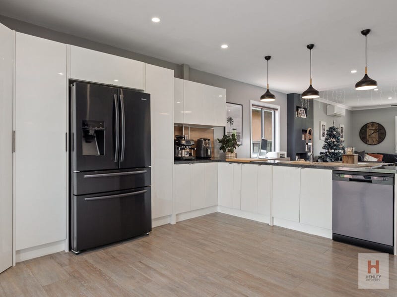 11 Church Road, Cooma, NSW 2630 - Property Details