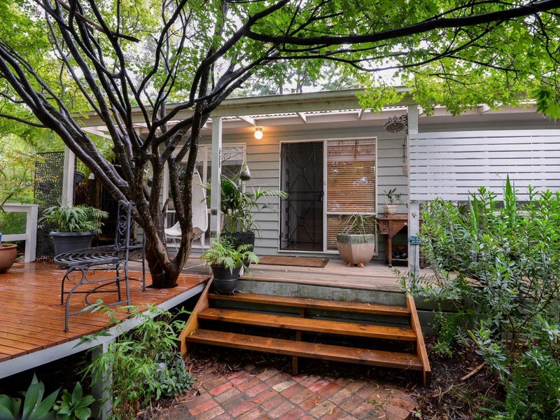 8 Hodge Court, Millgrove, VIC 3799 - realestate.com.au