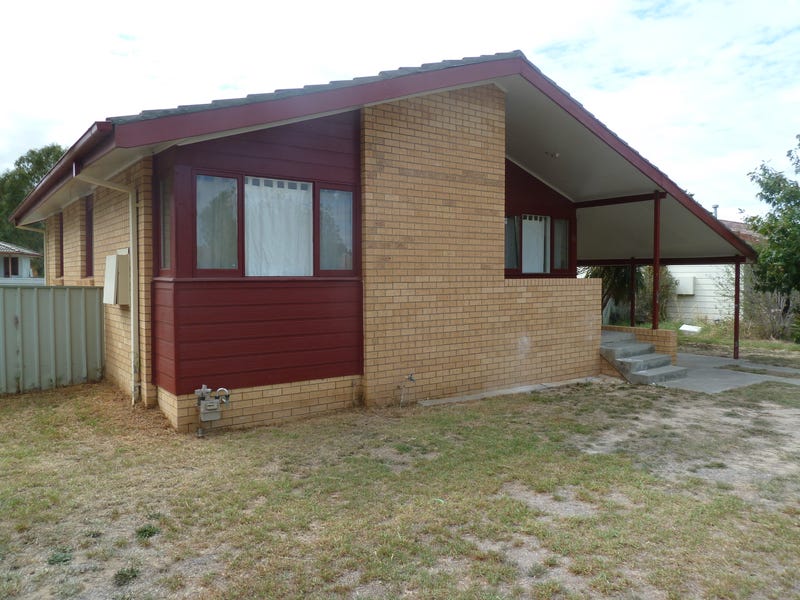 32 Glenelg Drive, Springdale Heights, NSW 2641 - realestate.com.au