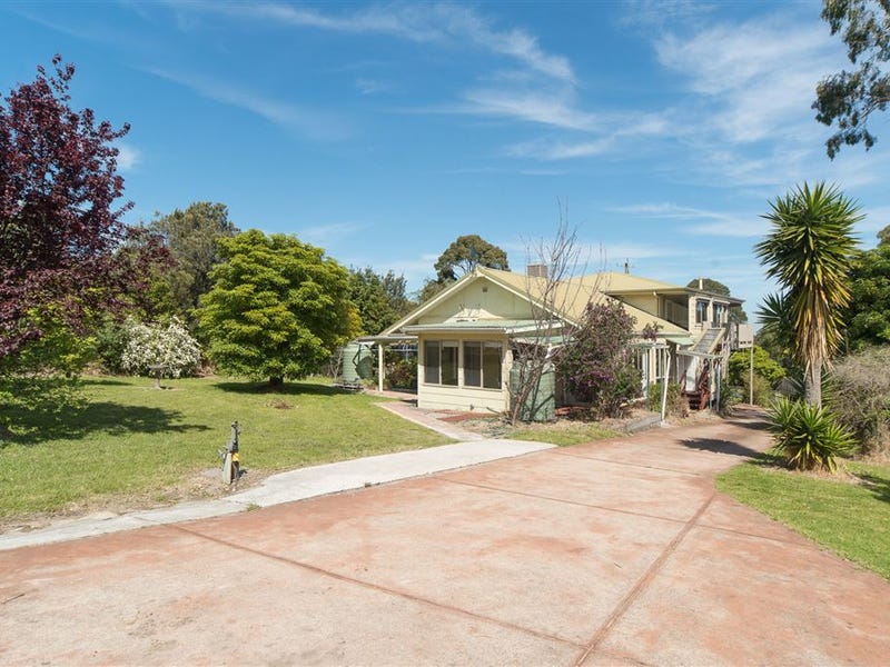 7 Cairn Road, Mccrae, VIC 3938 - realestate.com.au