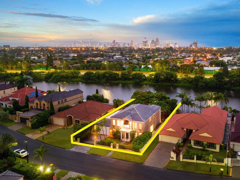 15 Julatten Drive, Robina, Qld 4226 - Property Details