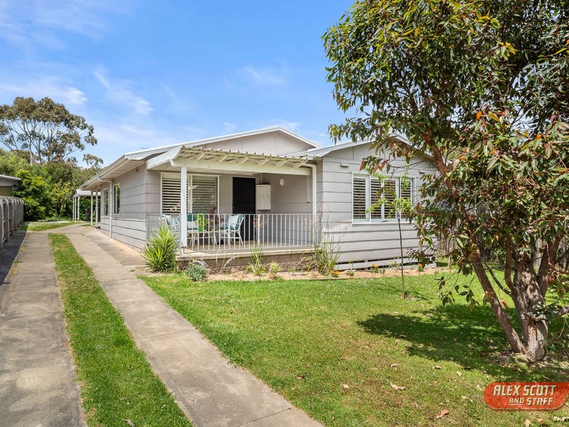33 RED ROCKS Road, Cowes, Vic 3922 - Property Details