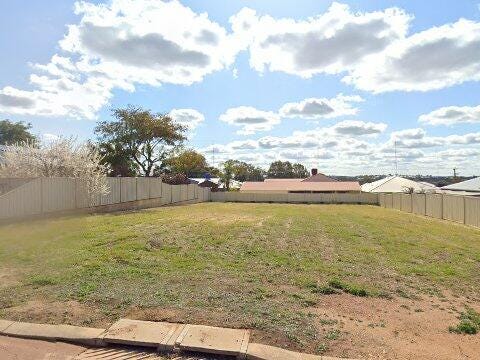 12 Oakover Place, Northam, WA 6401 - realestate.com.au