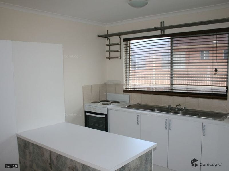 8/26 Labrador Street, Labrador, QLD 4215 - realestate.com.au