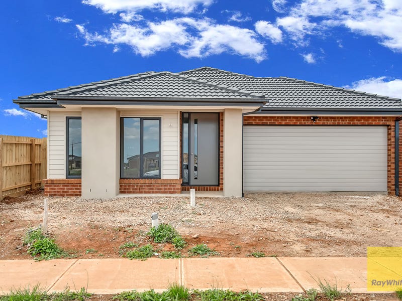 18 Lina Way, Melton South, VIC 3338 - realestate.com.au