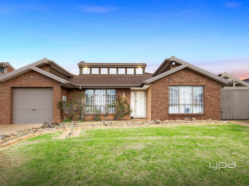 2/19 Delbridge Drive, Sydenham, Vic 3037 - Property Details