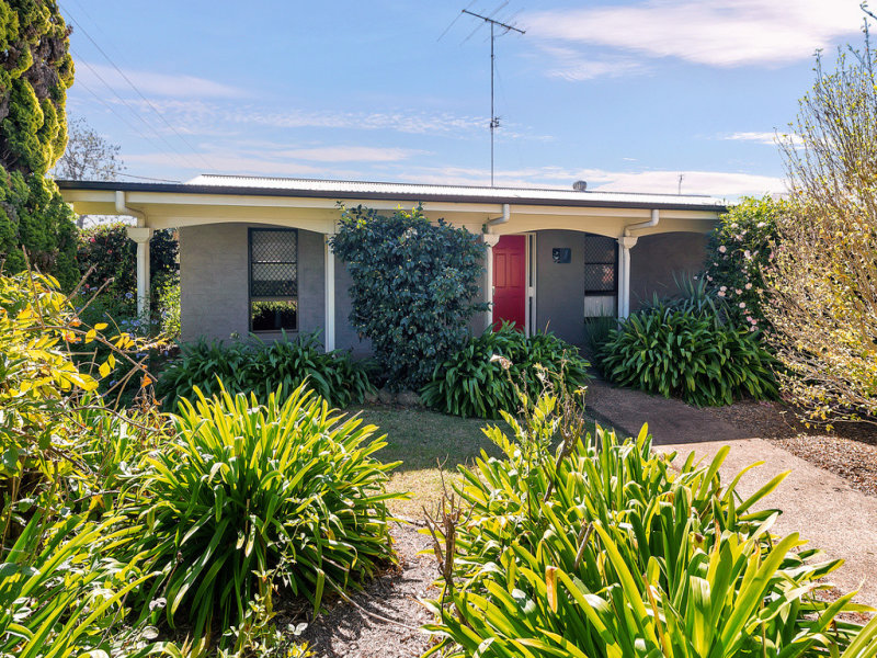 1/10 Devon Street, Newtown, QLD 4350 - realestate.com.au