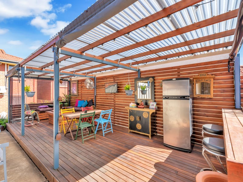 4, 36-38 Debenham Court, Greenwith, SA 5125 - Property Details