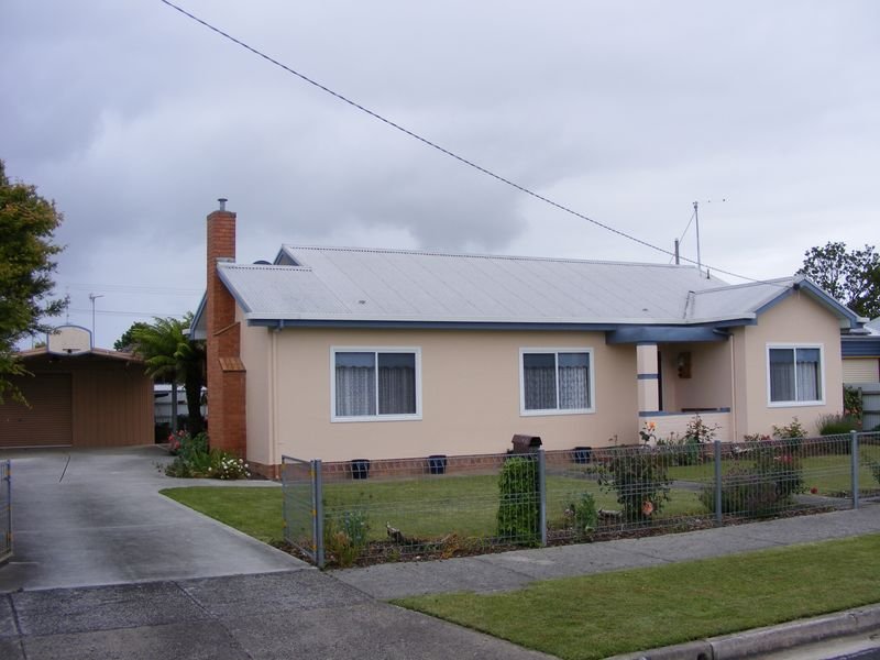 28 Marks Street, Colac, VIC 3250 - realestate.com.au
