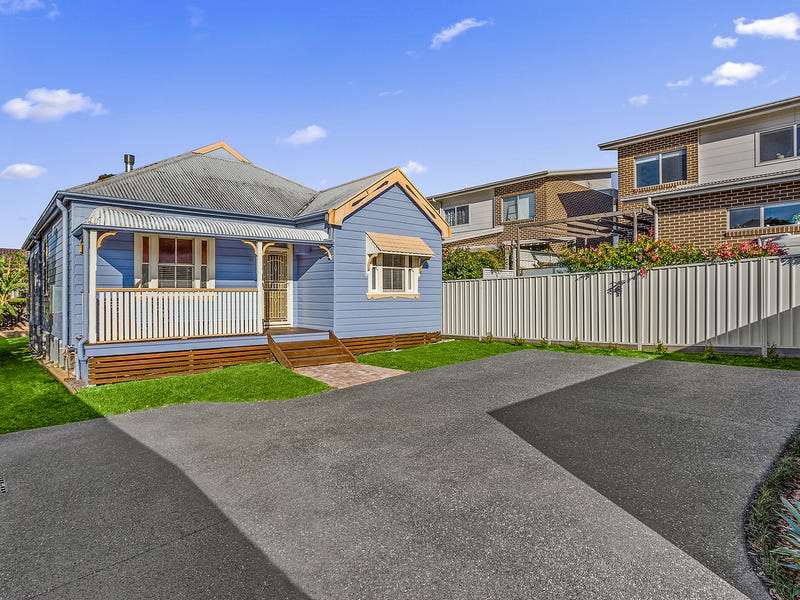 32B The Avenue, Corrimal, NSW 2518 - Property Details