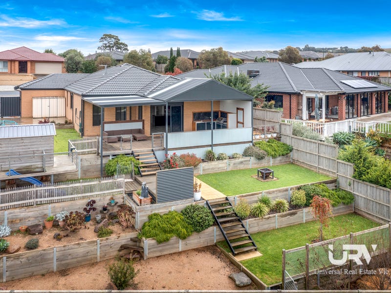 42 Pretty Sally Drive, Wallan, VIC 3756 - realestate.com.au