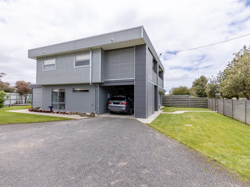 49 Foreshore Road, Seaspray, Vic 3851 - Property Details
