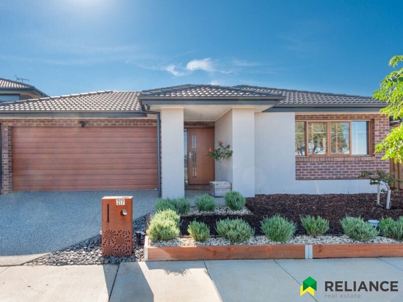 27 Farm Road, Diggers Rest, VIC 3427 - realestate.com.au