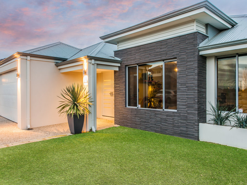 10 Exeter Court, Piara Waters, WA 6112 - realestate.com.au