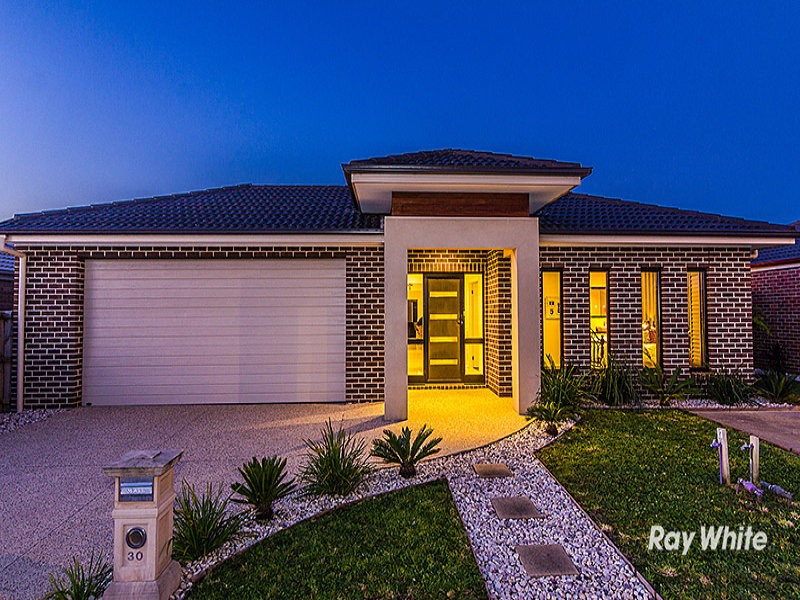 30 Thunderbolt Drive, Cranbourne East, VIC 3977 - realestate.com.au