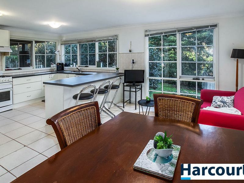 90 Alexander Avenue, Upwey, VIC 3158 - realestate.com.au