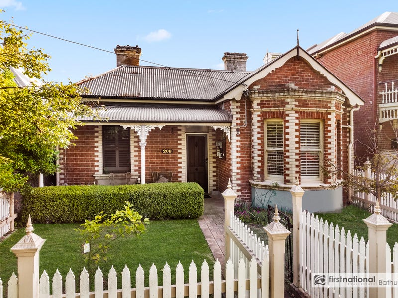 208 Russell Street, Bathurst, NSW 2795 - Property Details