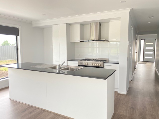 15 Billy Court, Colac, VIC 3250 - realestate.com.au