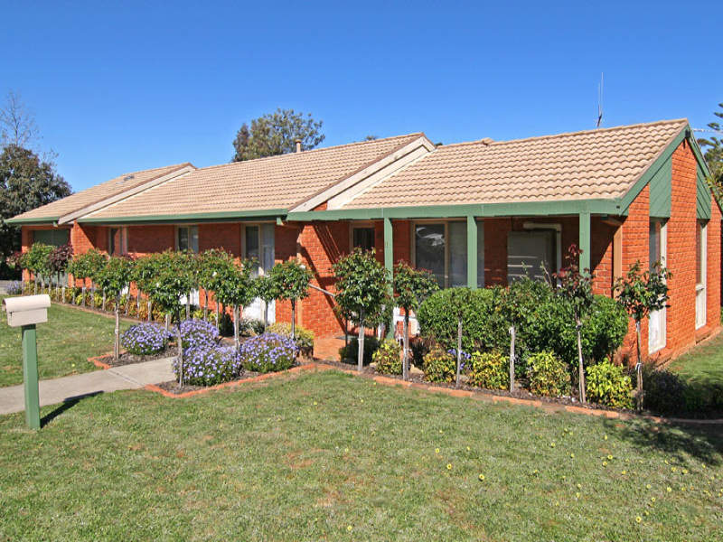 11 Taplan Court, Golden Square, VIC 3555 - realestate.com.au