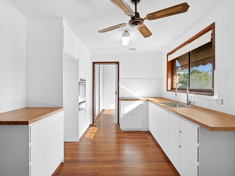 4 Chave Street, Holt, ACT 2615 - Property Details