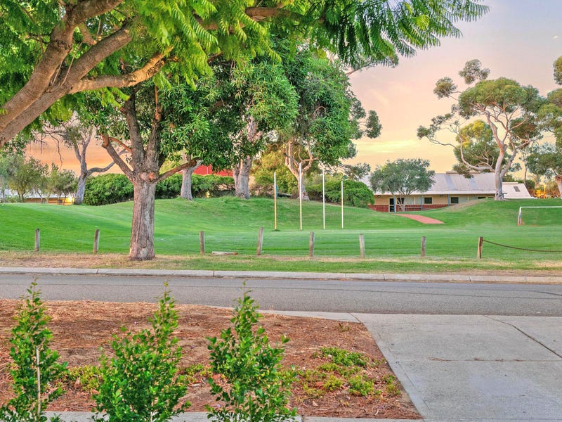 27 Diana Street, Innaloo, WA 6018 - Property Details