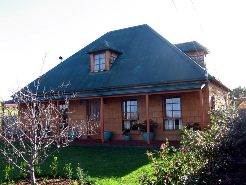 7 Banksia Grove, Perth, Tas 7300 - Property Details
