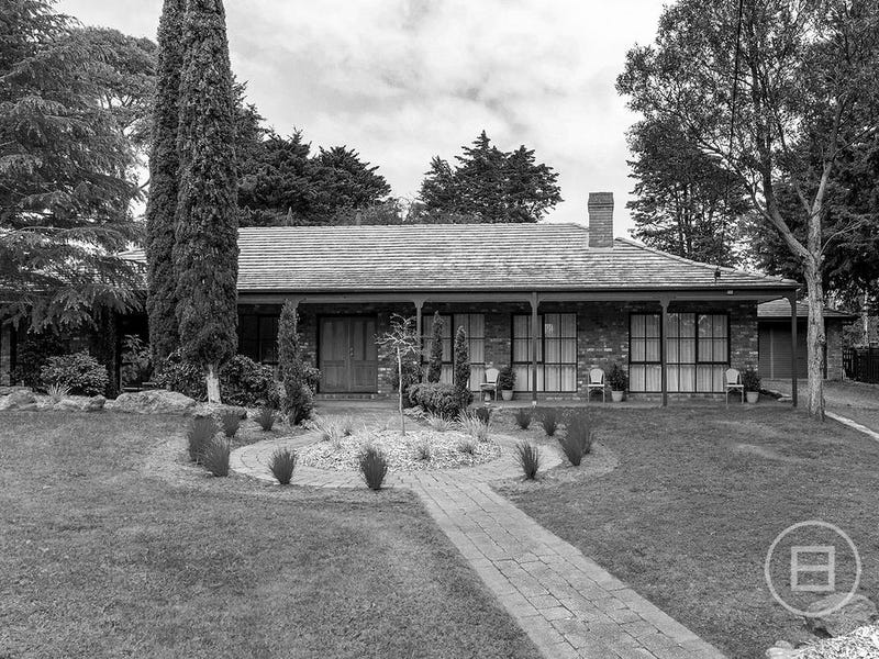 Real Estate & Property for Sale in 1 Glen Shian Ln, Mount Eliza, VIC ...