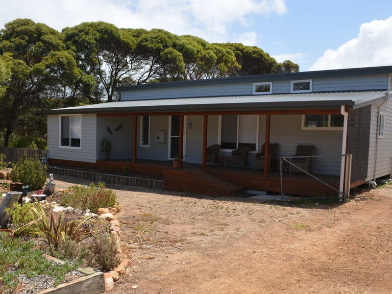 16 Gordon Street, Hopetoun, WA 6348 - Property Details